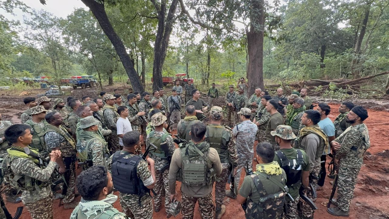 माड़वी हिड़मा की मौत, कमजोर PLGA, क्या सच में टूट गई माओवाद की रीढ़?